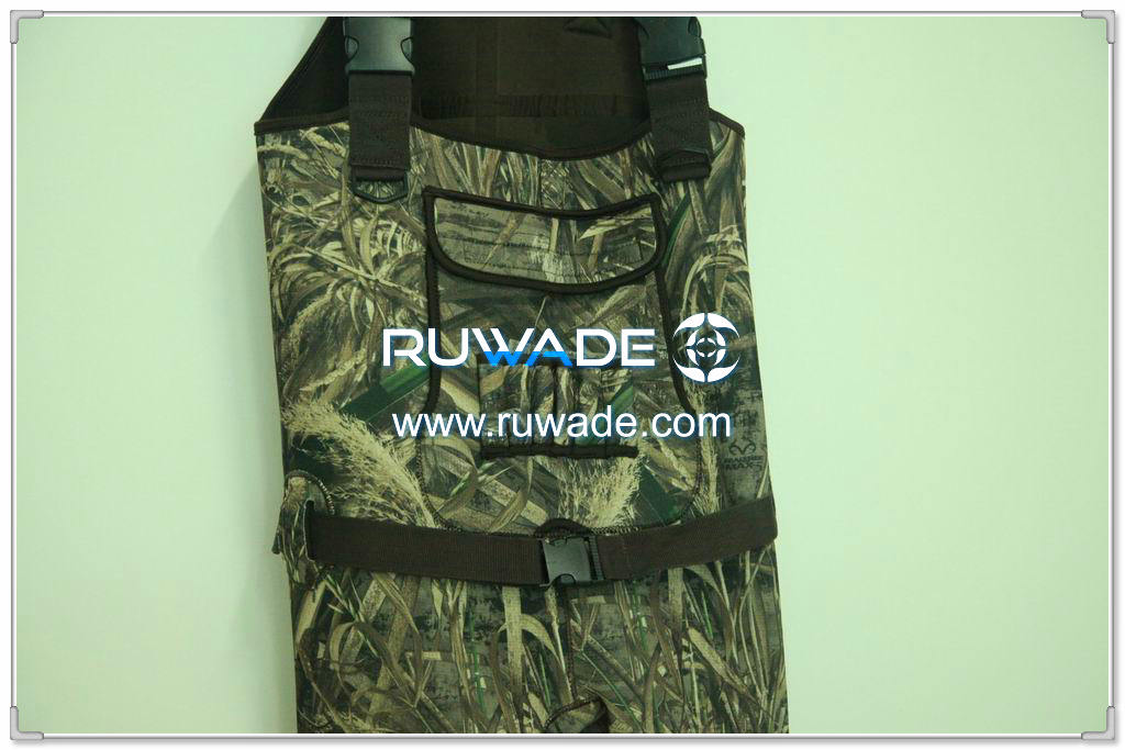 Camo hunting neoprene chest fishing wader -010